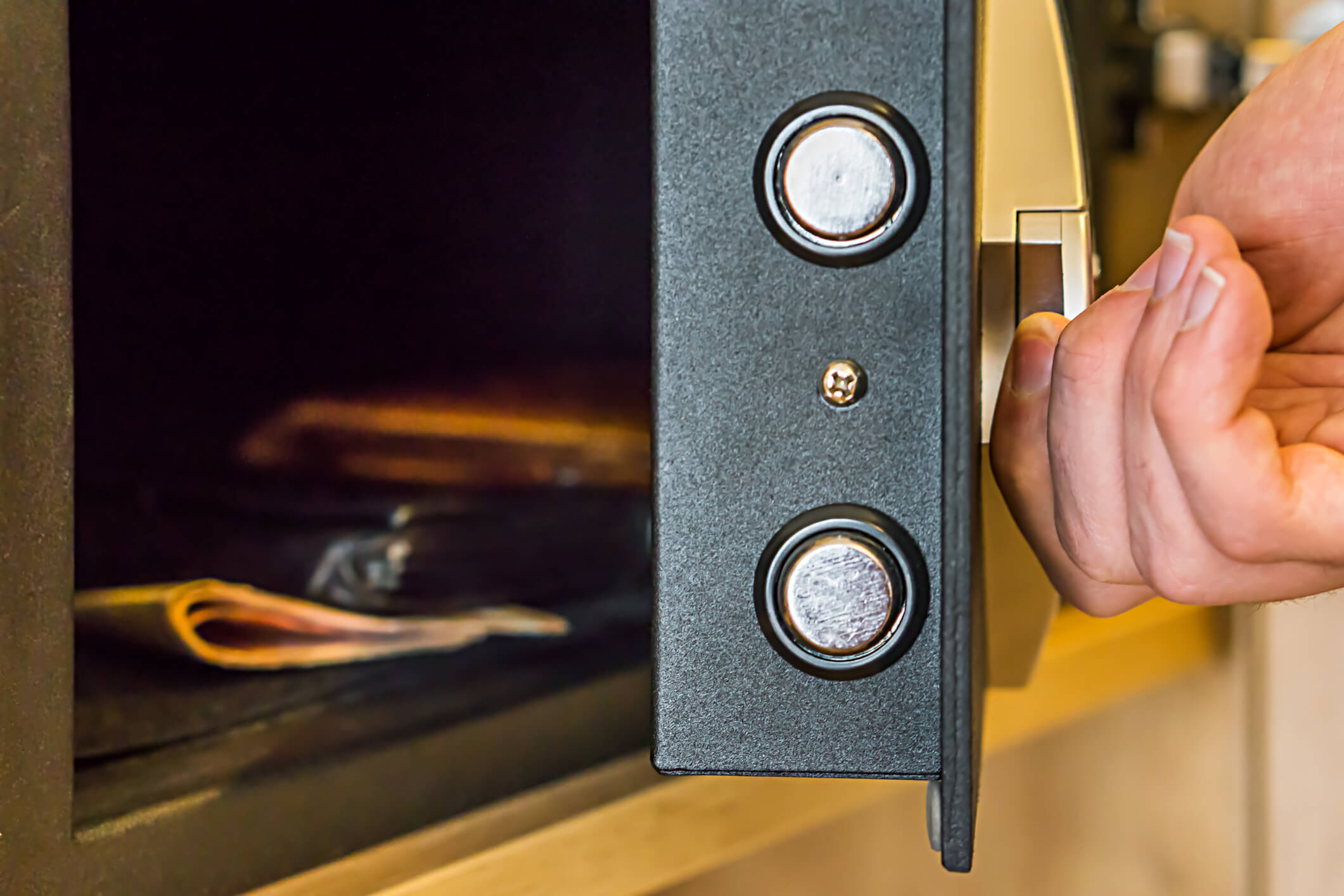 Best Smart Home Safes: Keep Guns and Other Valuables Safe