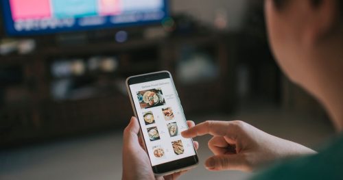 Best Spectrum TV and Internet Bundles | Reviews.org