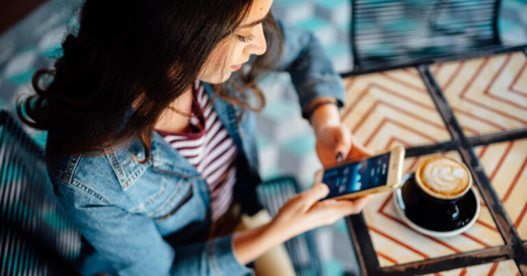 Xfinity Mobile vs. T-Mobile Cell Phone Plans Review | Reviews.org