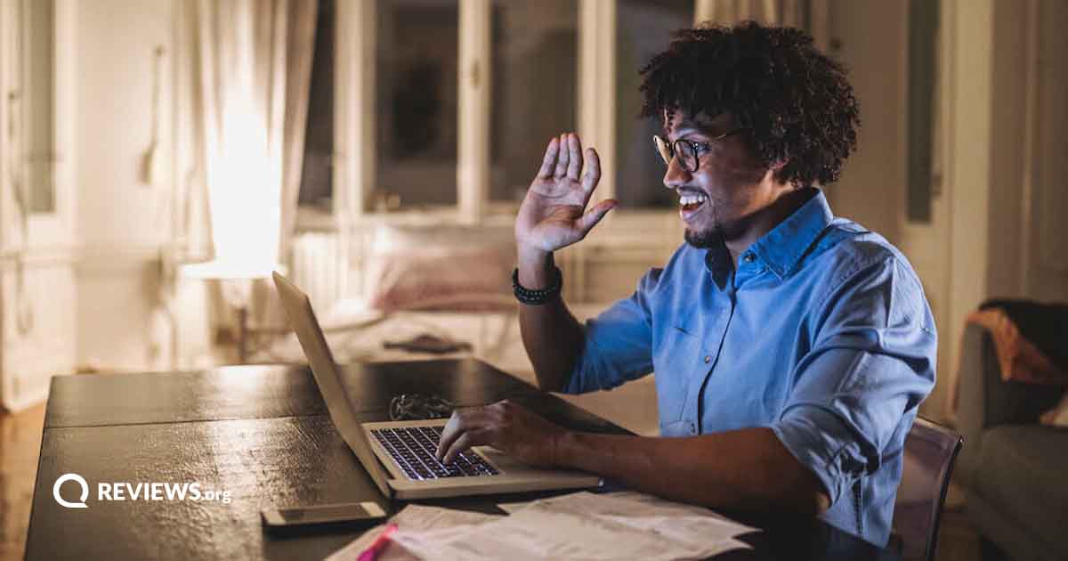 How To Get Internet Without a Phone Line or Cable TV | Reviews.org