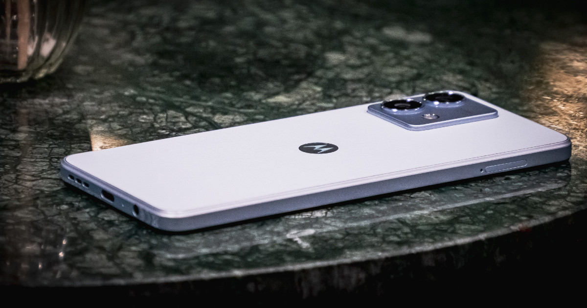 Motorola's latest mid-ranger is a lean looker | Reviews.org