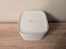 TP-Link HX510 AX3000 mesh WiFi router review: Cheap and speedy ...